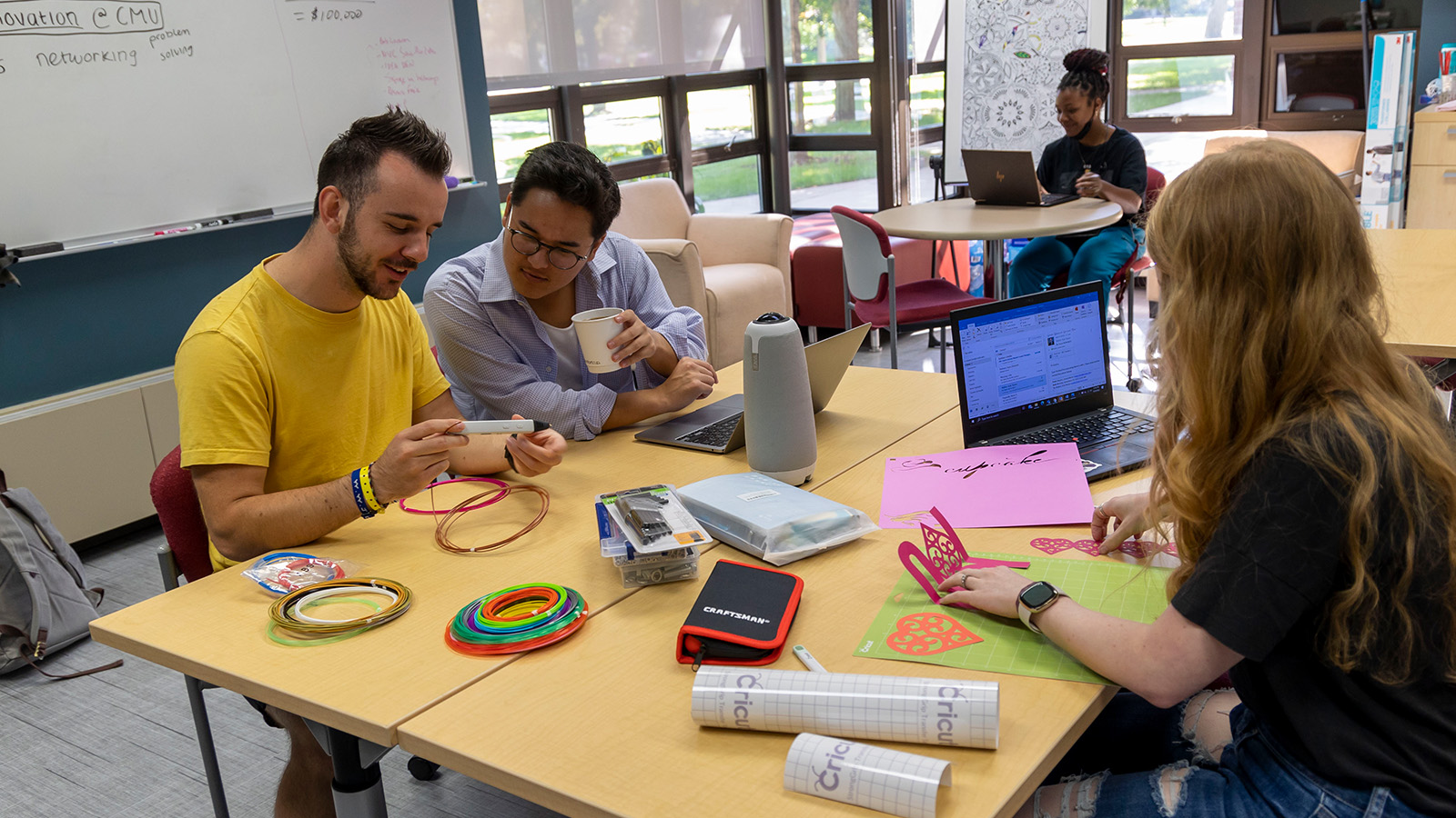 Public and applied liberal arts program features entrepreneurship track