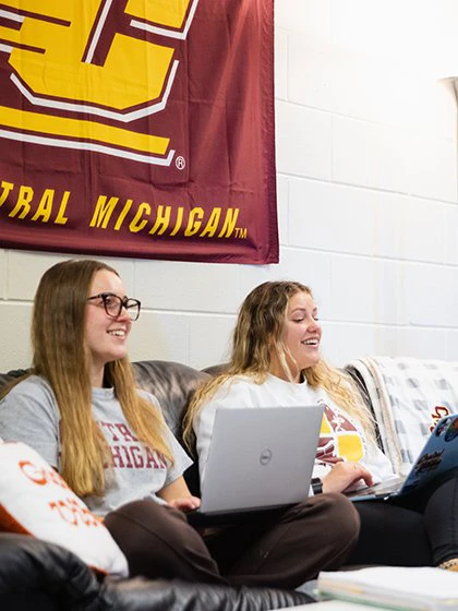 Social Media (Undergraduate Certificate) | Central Michigan University