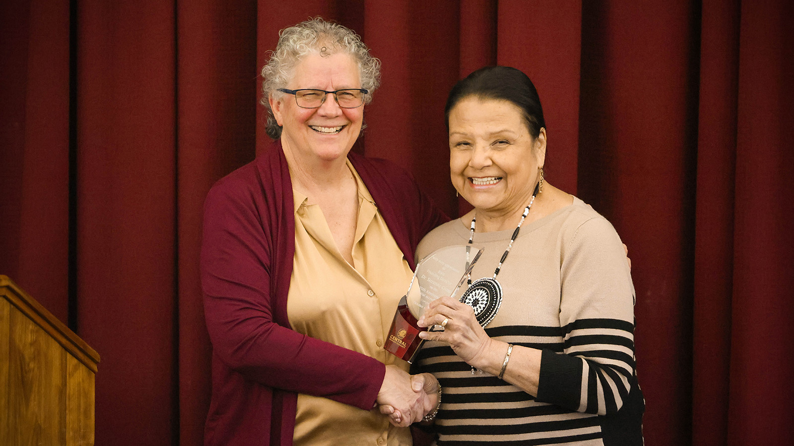 Social Work honors founding director during 20th anniversary celebrations