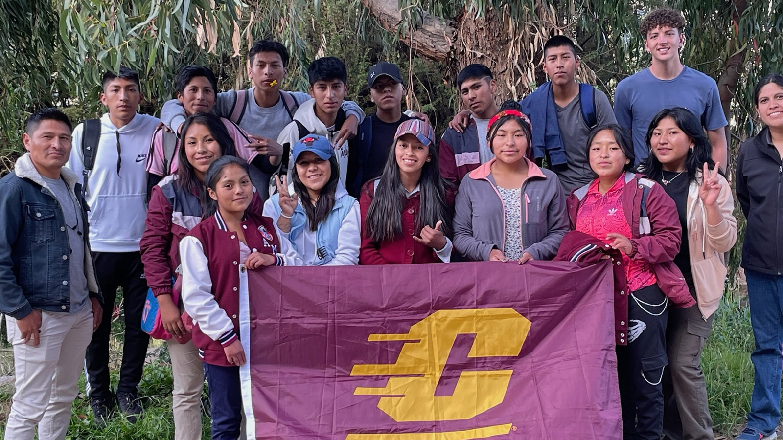 CMU researchers dive into Bolivian water woes CMU researchers dive into Bolivian water woes