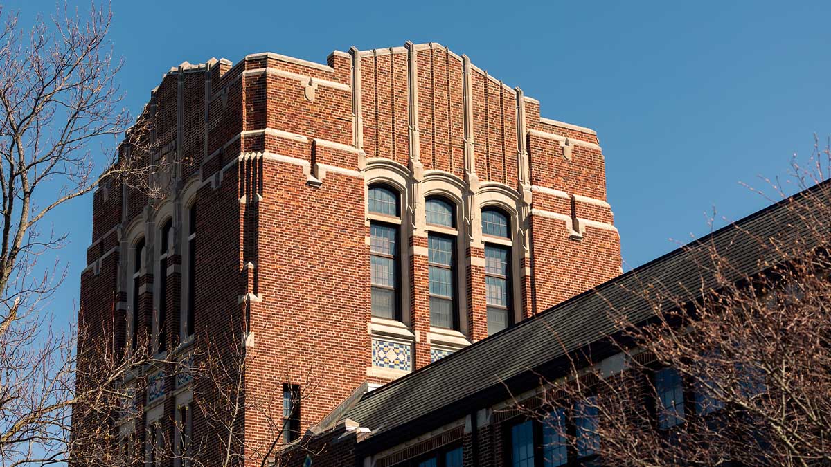 CMU Board receives university updates, approves May graduates