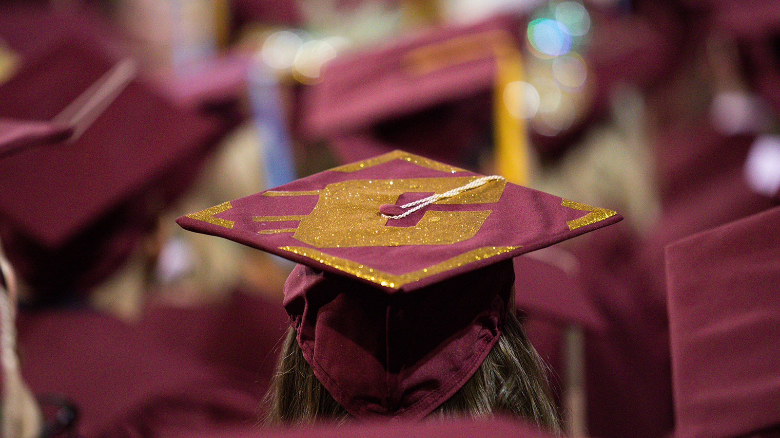 Spring commencement to feature student, alumni speakers